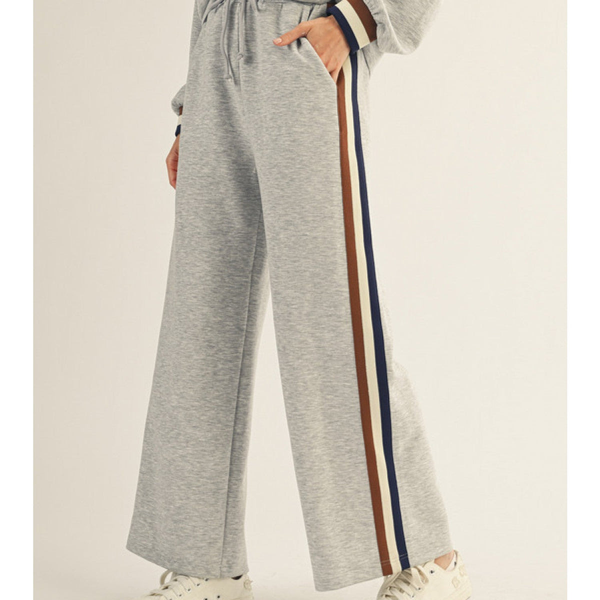 Refined Comfort Colorblock Trim Sweatpants – Sassy Inspiration